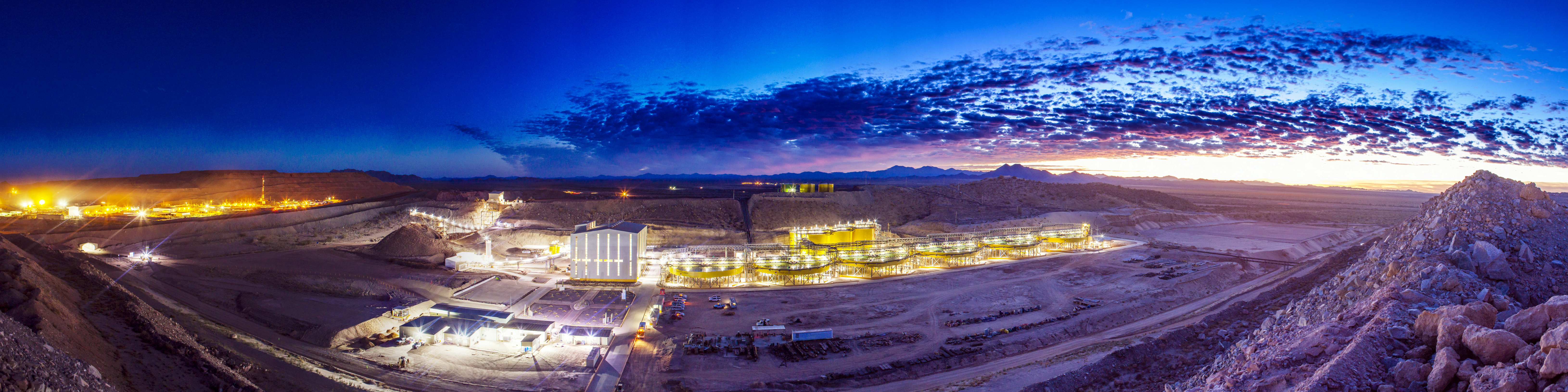 Home [www.fresnilloplc.com]